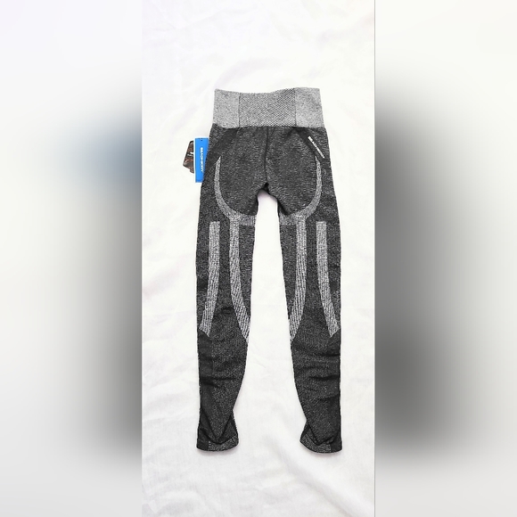 Beachbody | Pants & Jumpsuits | Nwt Beachbody Womens Yoga Grey Intent ...